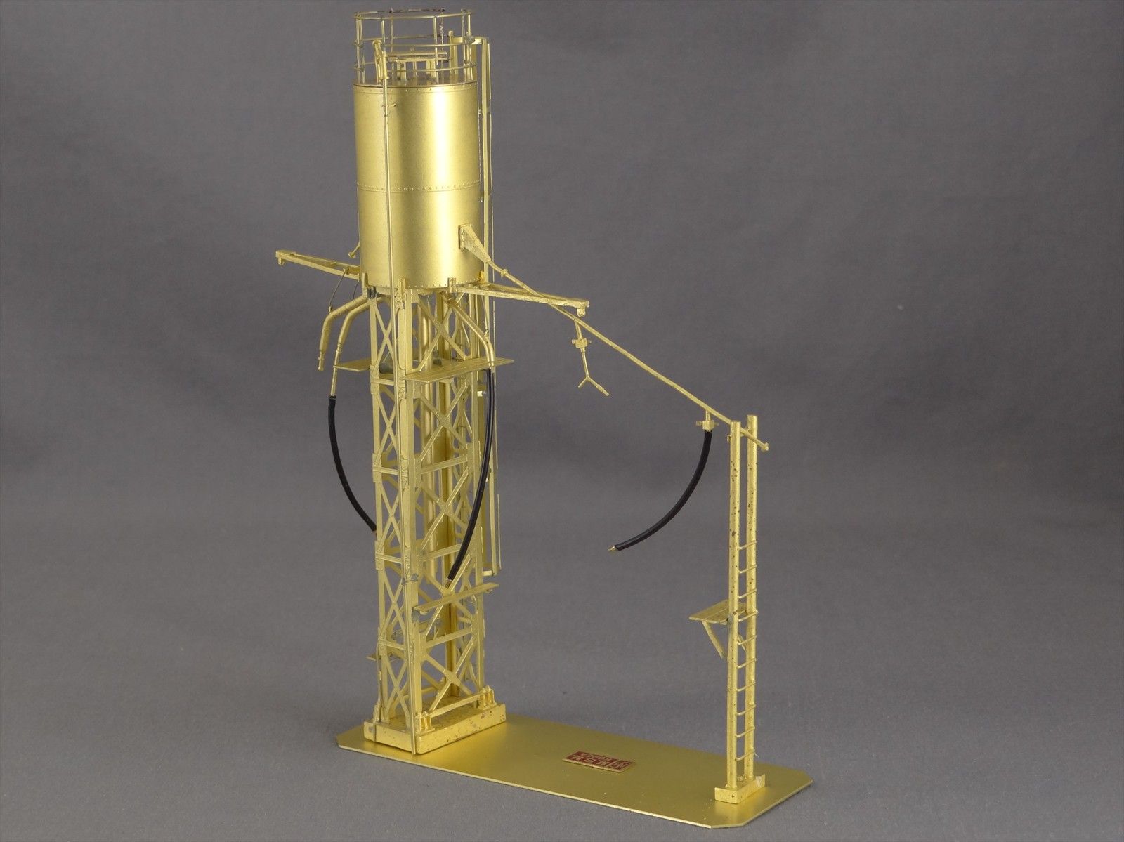 HO OMI 3121 Overland F-M 15 Cu Yard Sand Tower Single Track