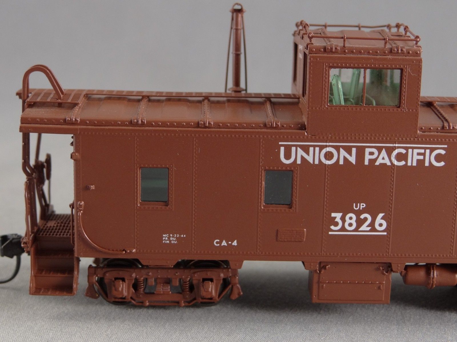 HO OMI 3971.1 Overland UP Union Pacific CA-4 Caboose #3826 w/ Interior ...