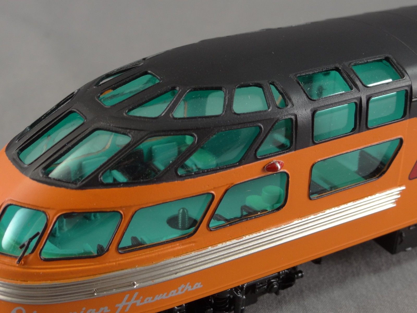 HO Railway Classics 1952 Milwaukee Skytop Sleeper Observation #18w ...