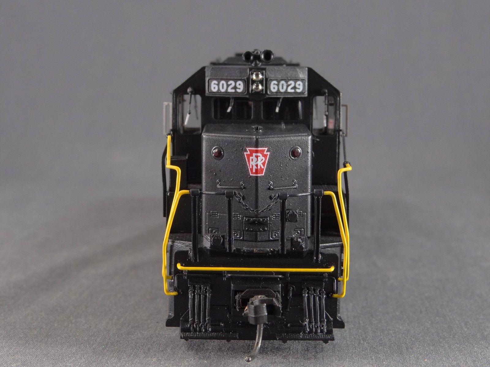 HO OMI 5539 PRR Pennsylvania SD35 Diesel #6029 - CUSTOM