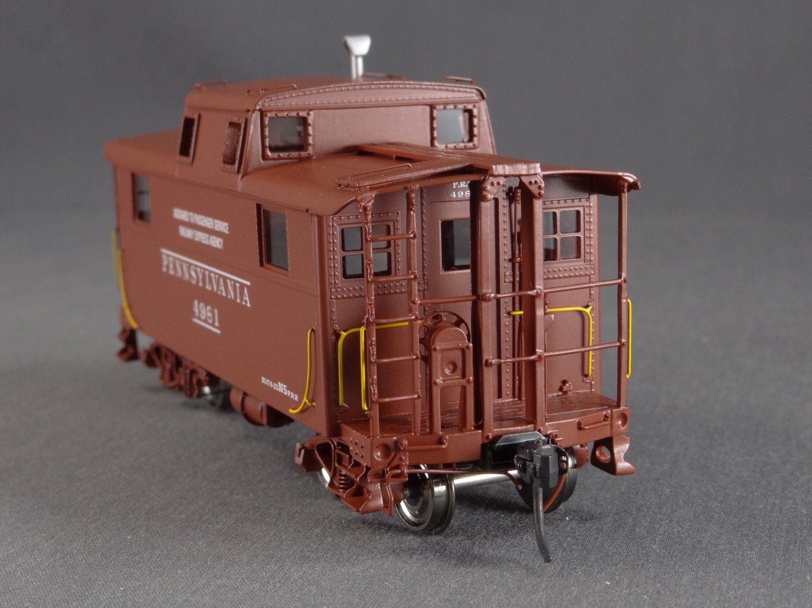 HO DP 3101B PRR Pennsylvania N5 Caboose #4981