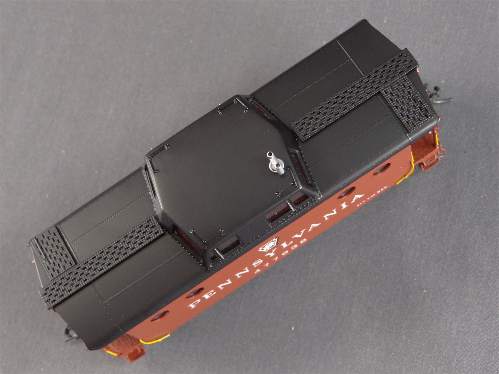 HO DP 3103C PRR Pennsylvania N5C Caboose #477938