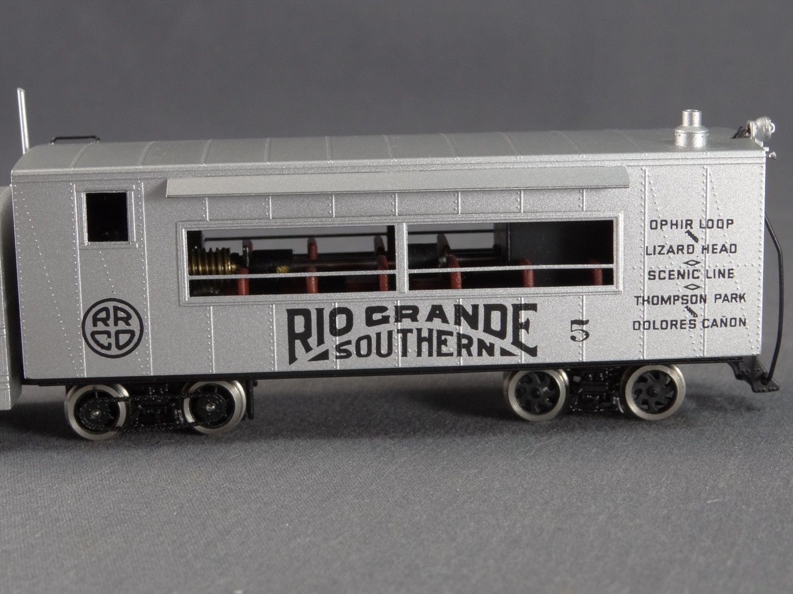 HOn3 PSC 17260-2 RGS Galloping Goose Wayne Bus Body Passenger #5