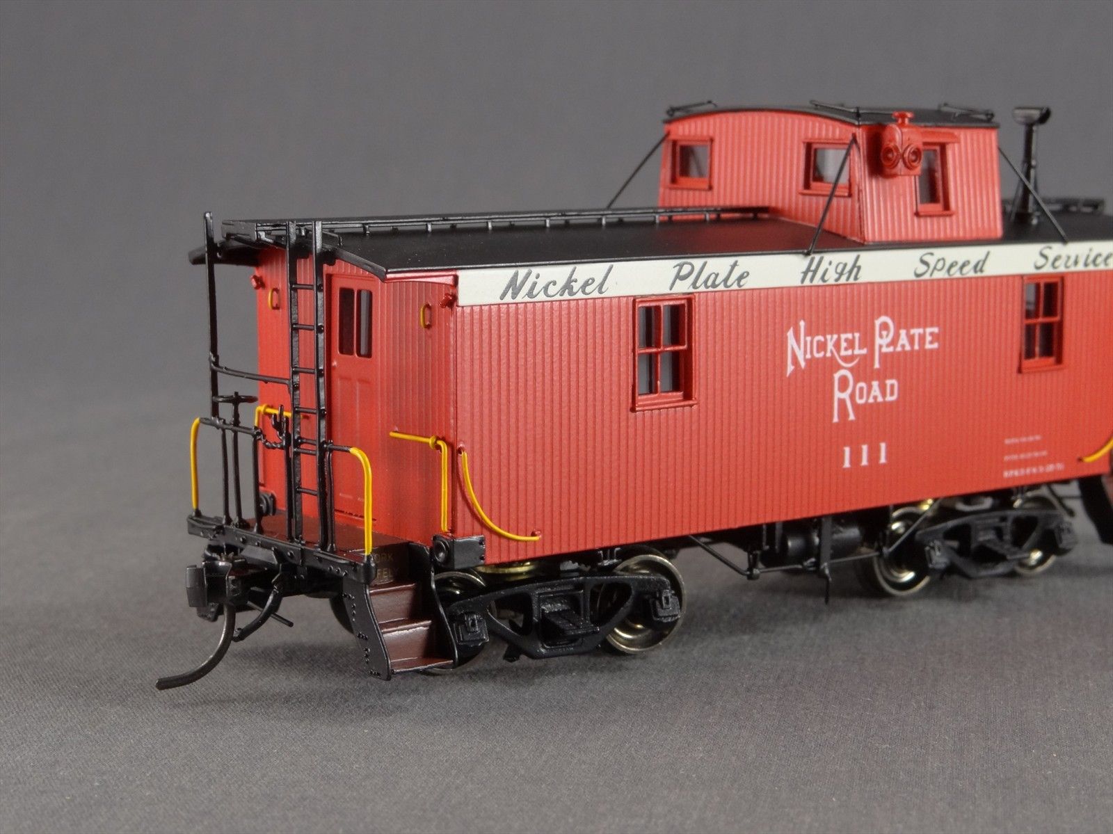 HO DP 4502 Division Point NKP Nickel Plate Road 26' Wood Caboose #111