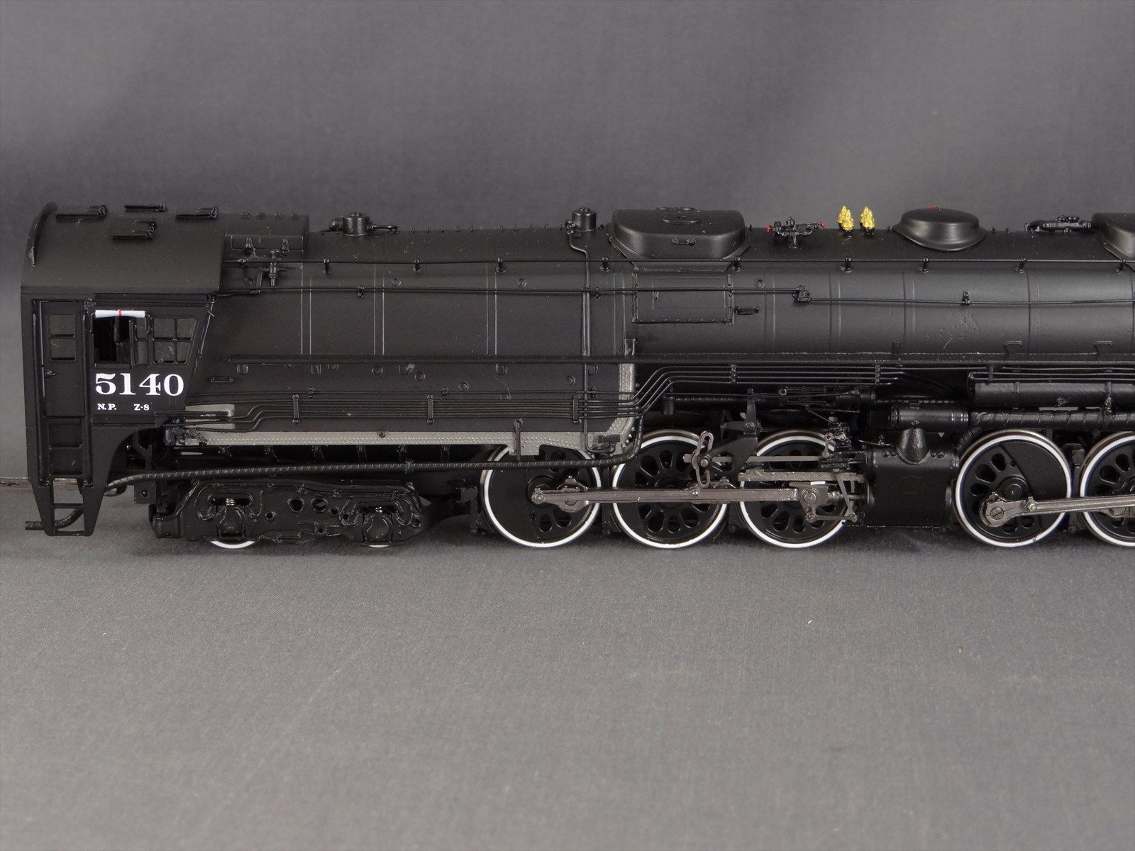 HO Division Point NP Northern Pacific 4-6-6-4 Z-8 Challenger #5140 ...