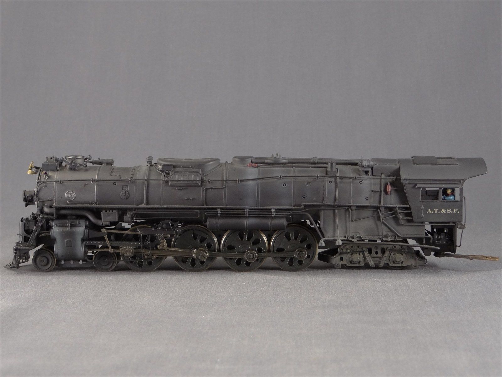 HO Brass PFM United ATSF Santa Fe 4-8-4 #2929 - Custom
