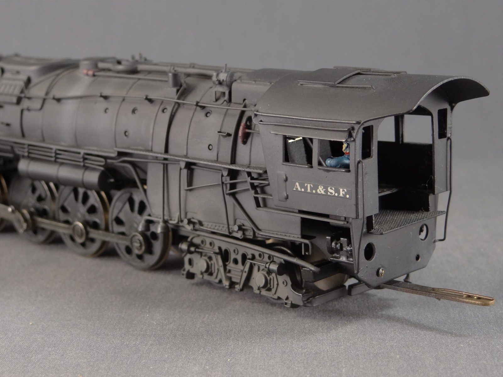 HO Brass PFM United ATSF Santa Fe 4-8-4 #2929 - Custom