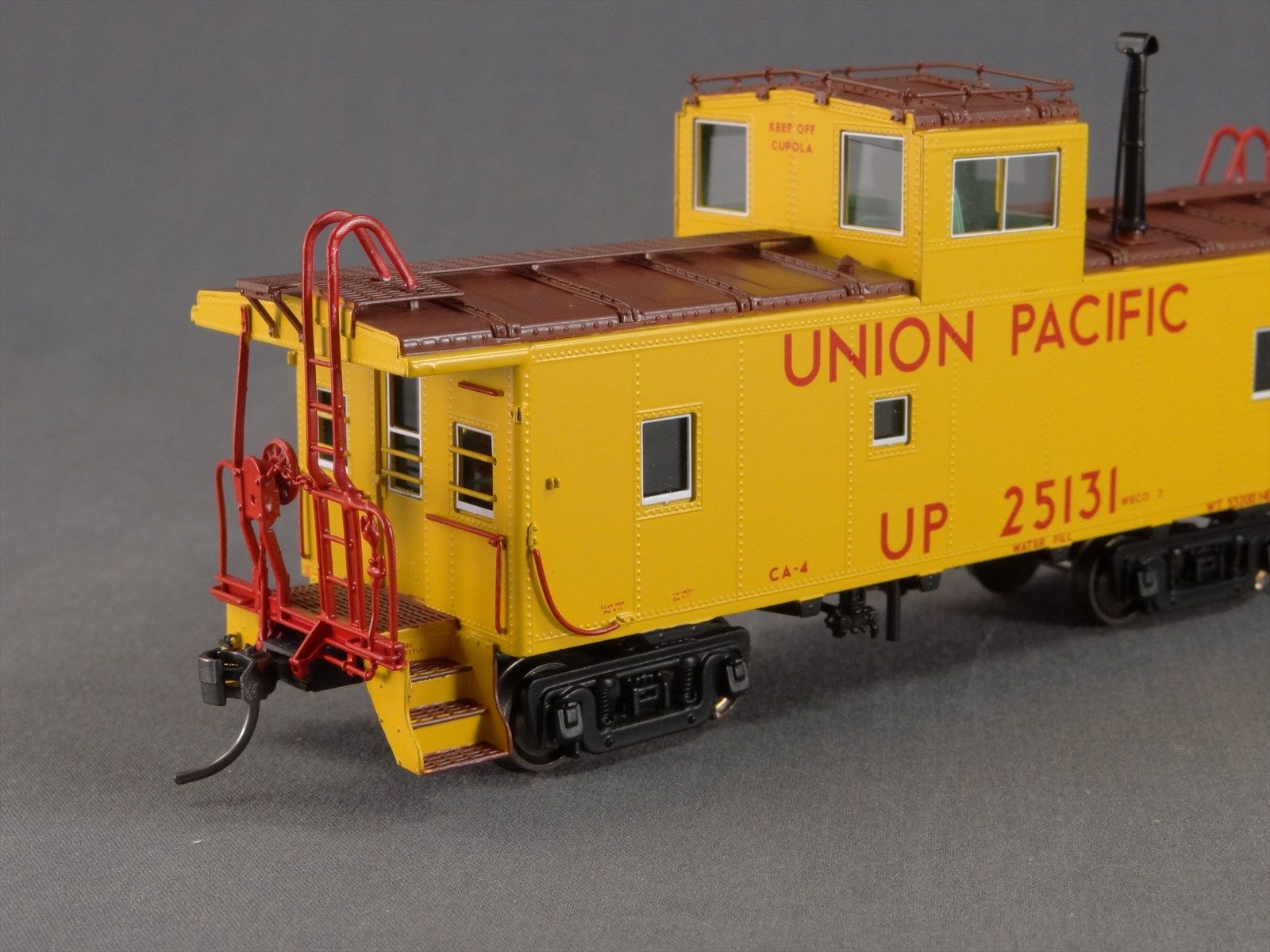 HO OMI 3971.2 Overland UP Union Pacific CA-4 Caboose #25131 w/ Interior ...