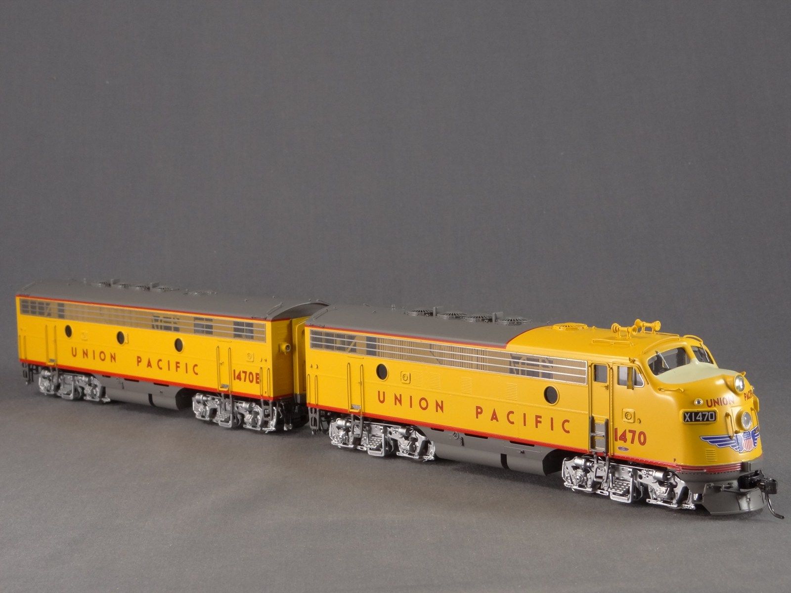 HO DP-2073 Division Point UP EMD F7A F7B F7 A-B Diesel Set #1470