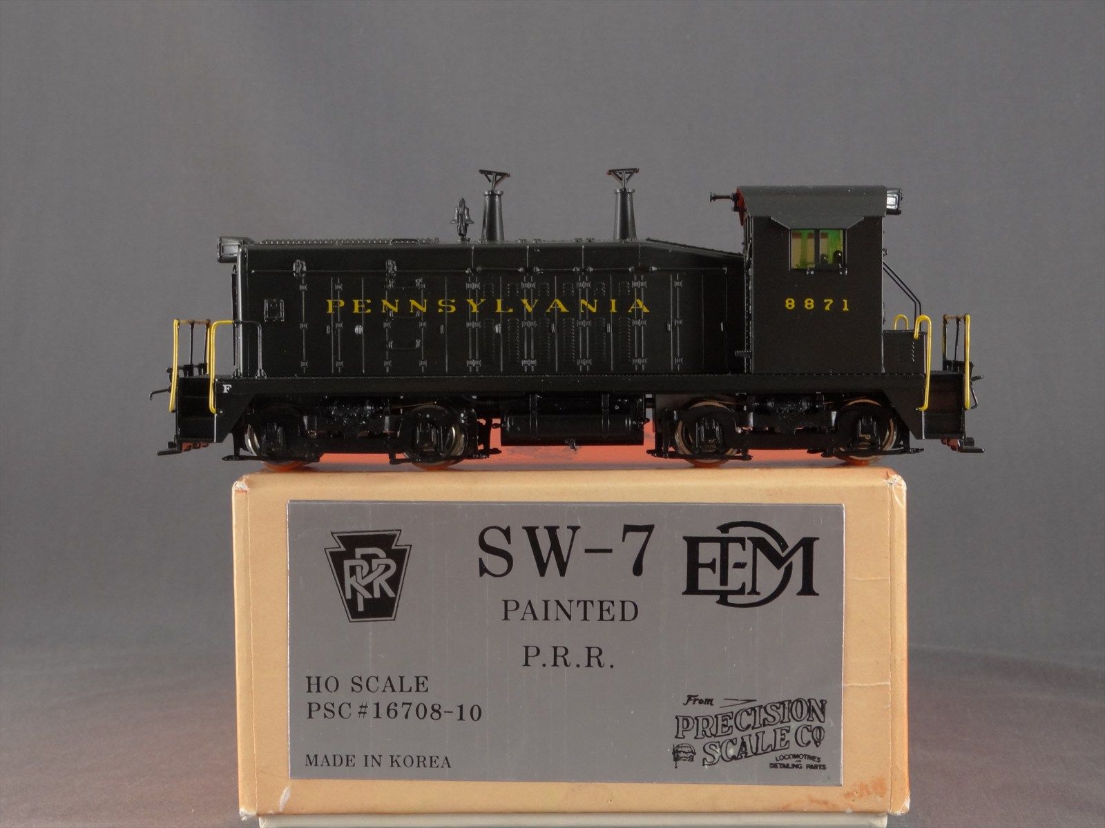 HO PSC 16708-10 PRR Pennsylvania EMD SW-7 Diesel #8871