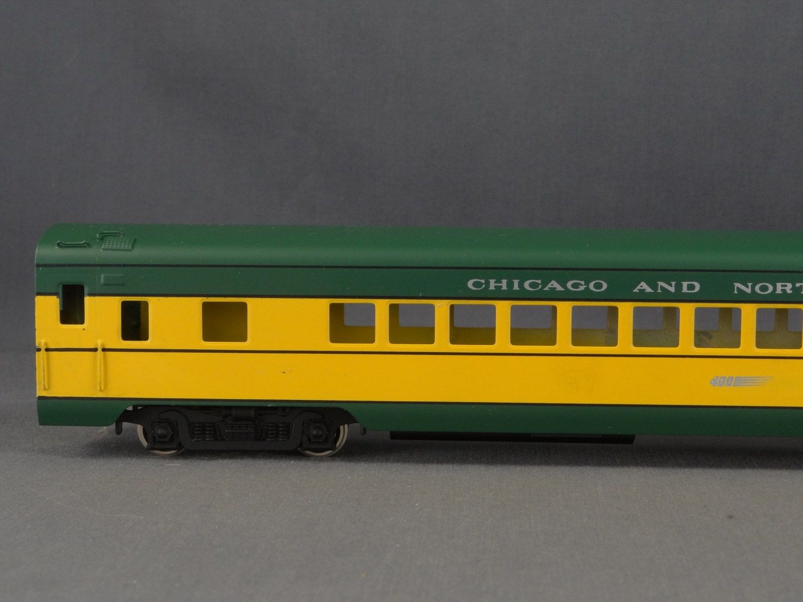 HO Brass NKP C&NW Route of the 400 - Coach & Coach Set