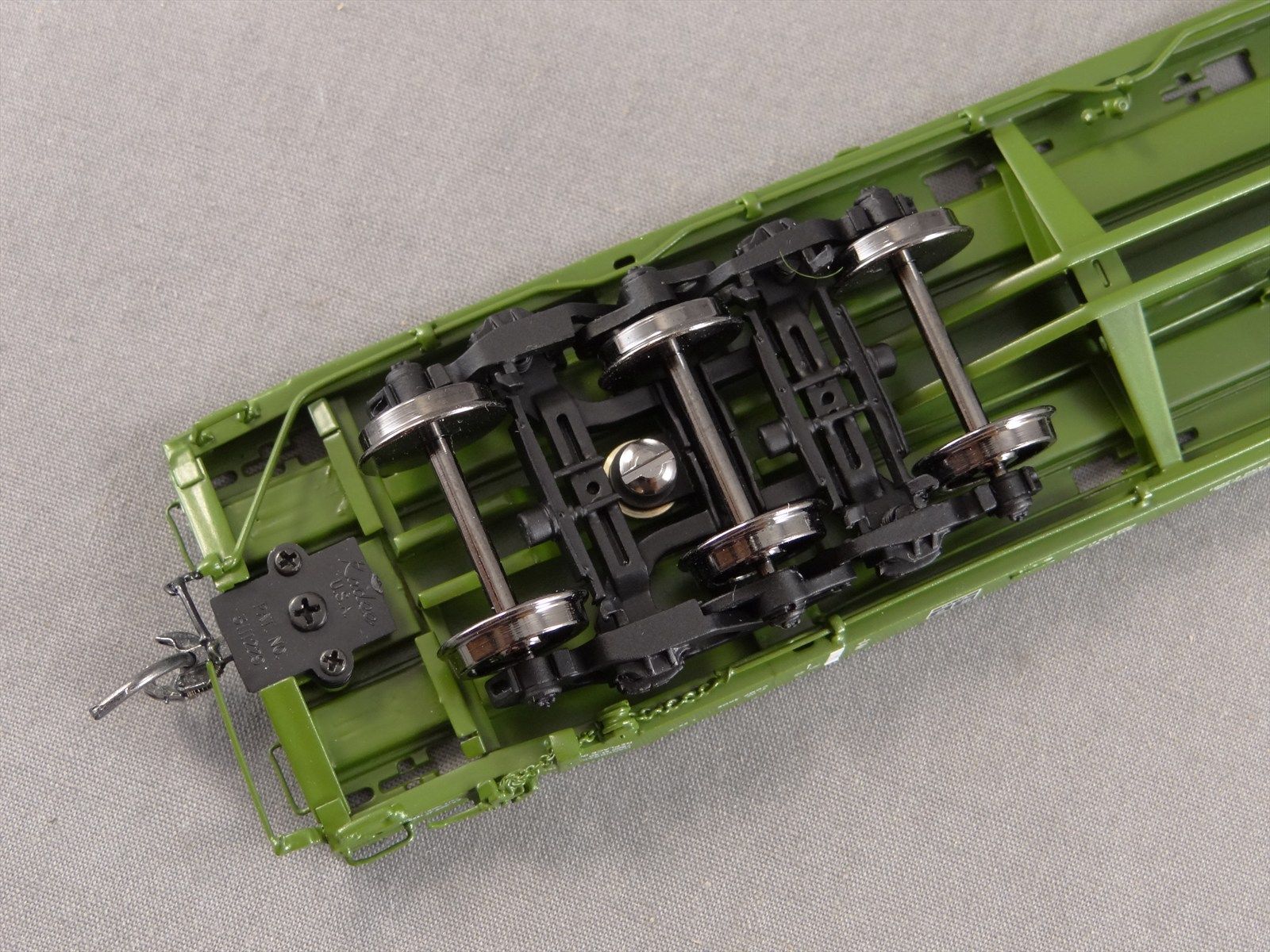 HO Brass UTI DODX Heavy Duty Flat Car #40359 BN Green