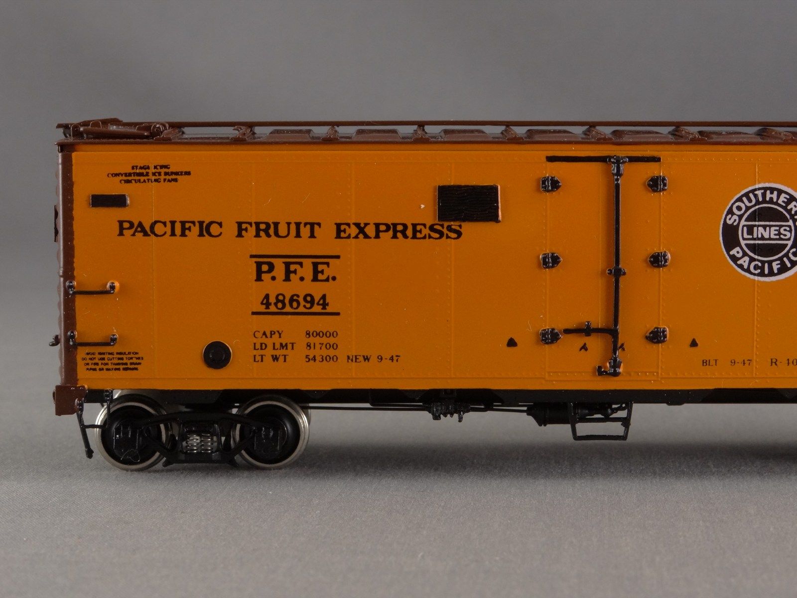 HO Brass CIL 2137.1 PFE / SP / UP R40-23 Ice Reefer #48694