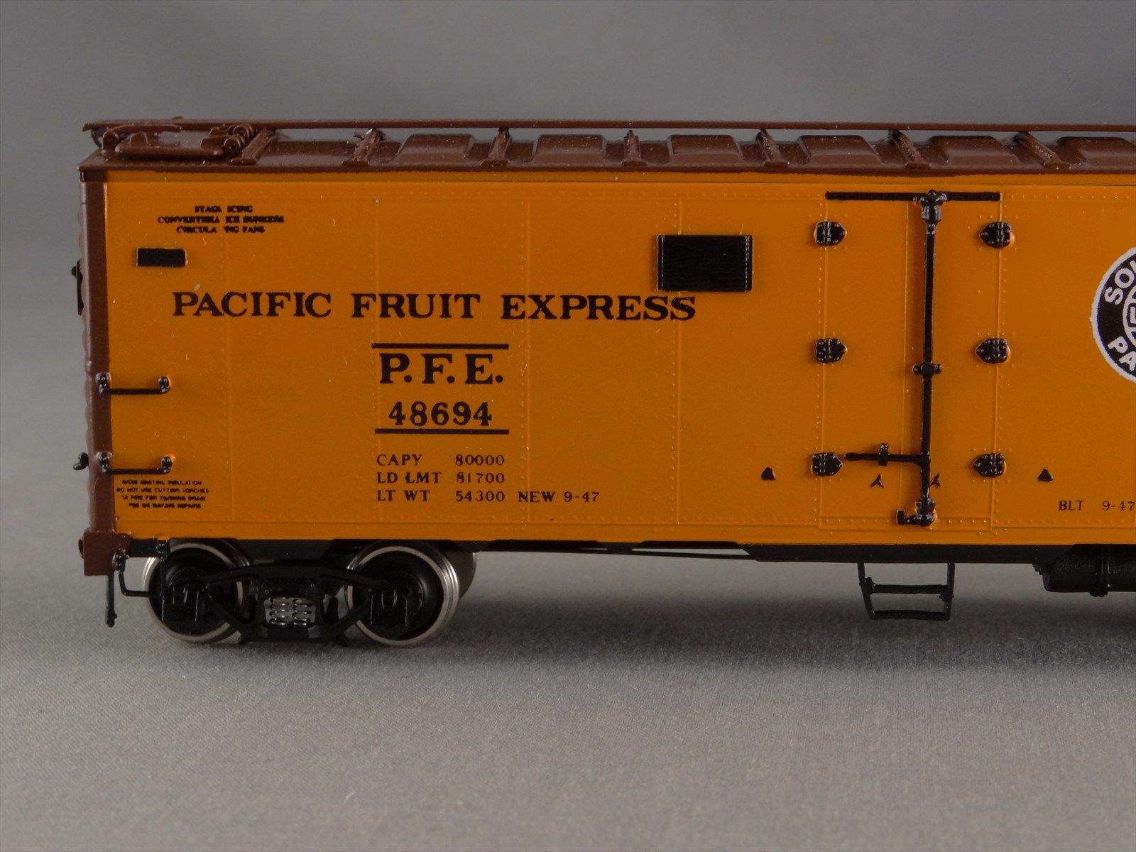 HO Brass CIL 2137.1 PFE / SP / UP R40-23 Ice Reefer #48694