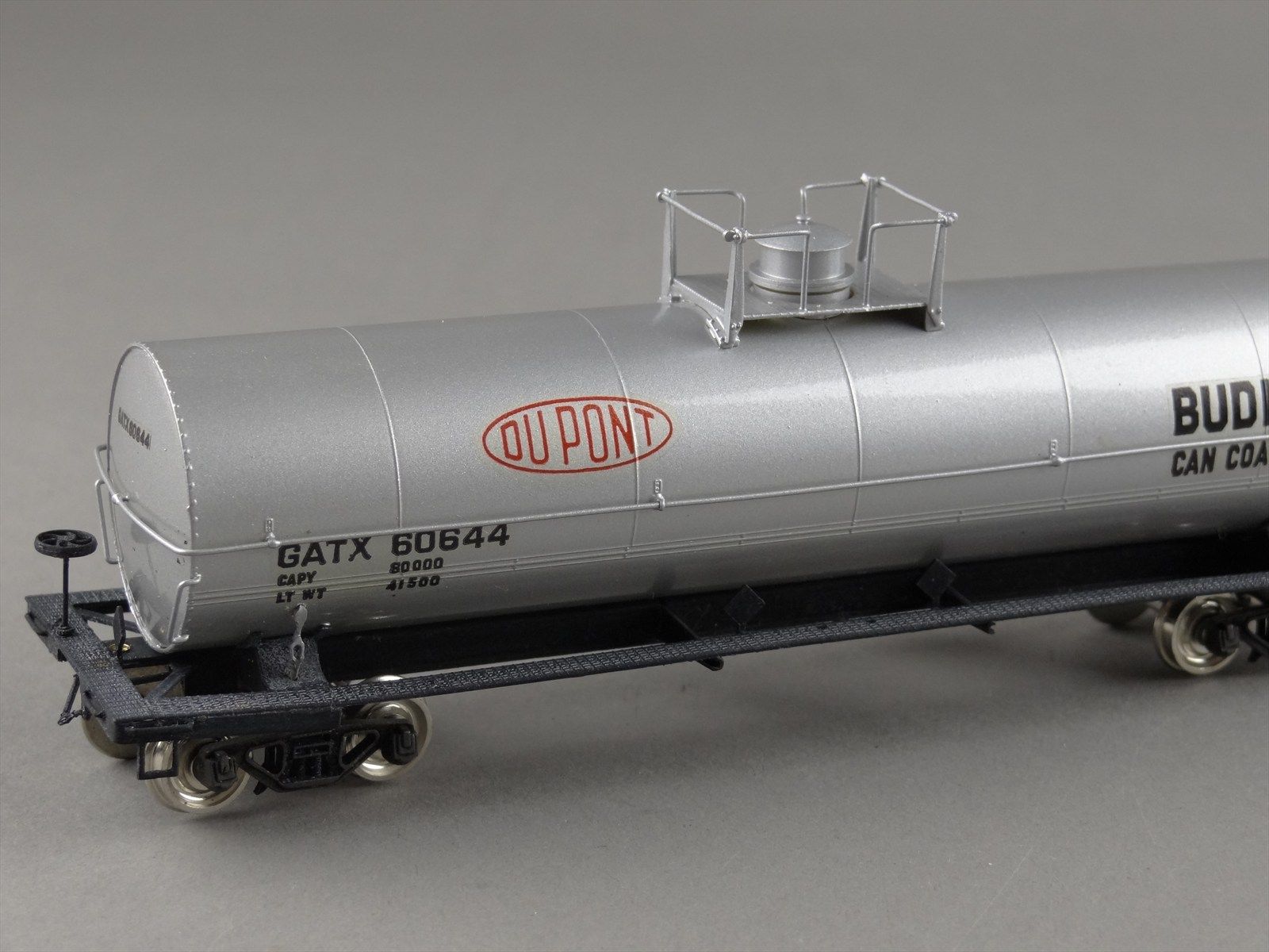 HO PSC 15652-2 12,000 Gallon Tank Car - GATX Dupont Budium #60644