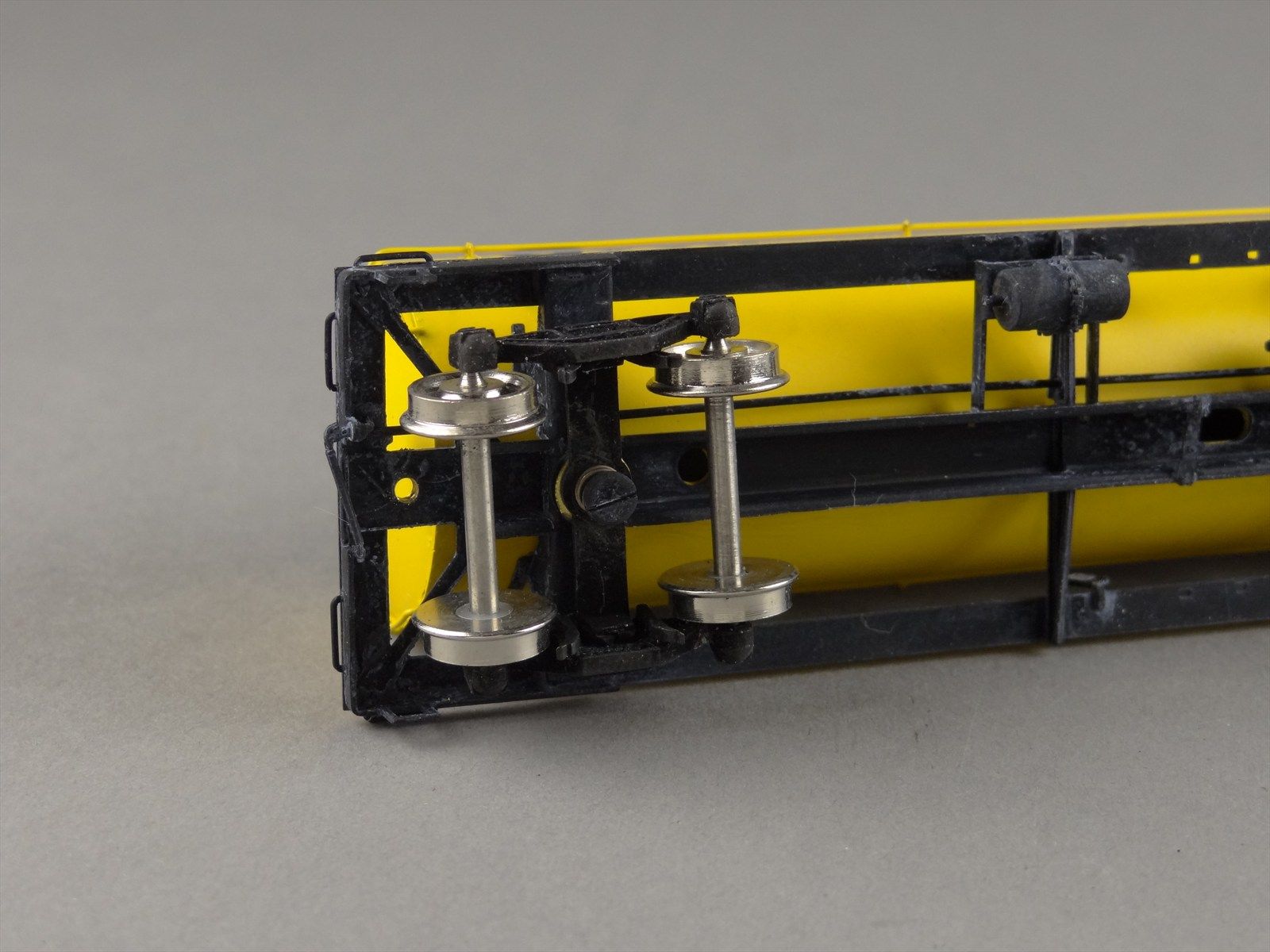 HO PSC 15652-5 12,000 Gallon Tank Car - Union Carbide UCPX #796