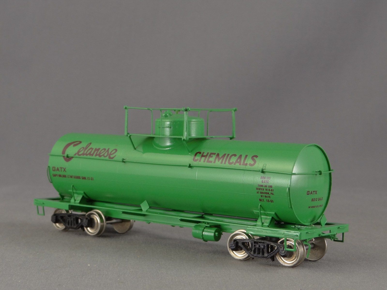 HO PSC 15674 10,000 Gallon Tank Car - Celanese GATX