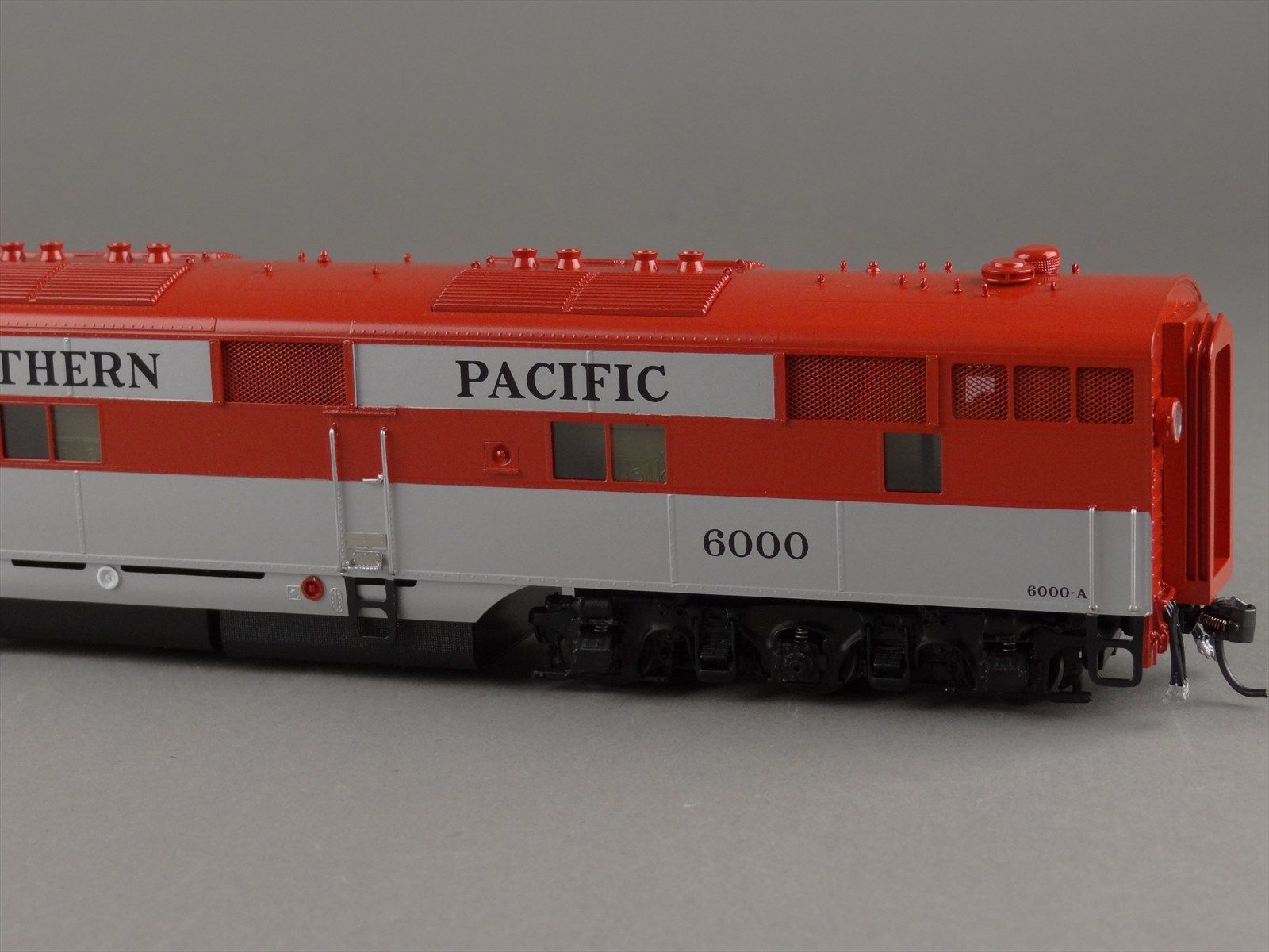 HO CIL 2451.1A Challenger SP Golden State EMD E7A #6000