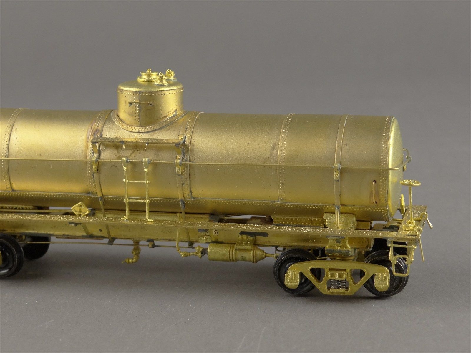 HO Brass Overland GATX 8000 Gal 1 Dome Riveted Tank Car