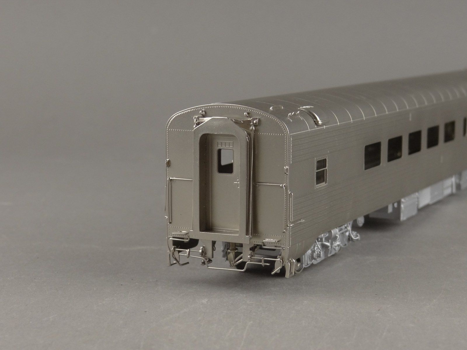 HO TCY 1208 Coach Yard ATSF Santa Fe Dorm Lounge #1339-1344