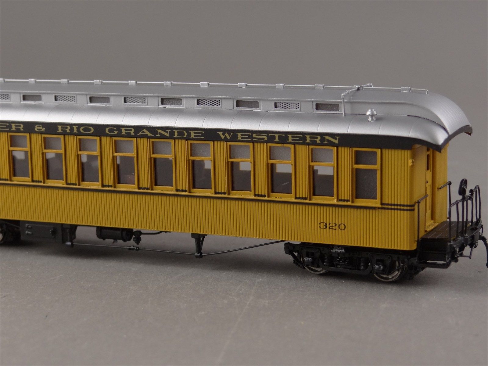 HOn3 PSC 17802-2 Precision Scale D&RGW Rio Grande Coach #320 - Silverton