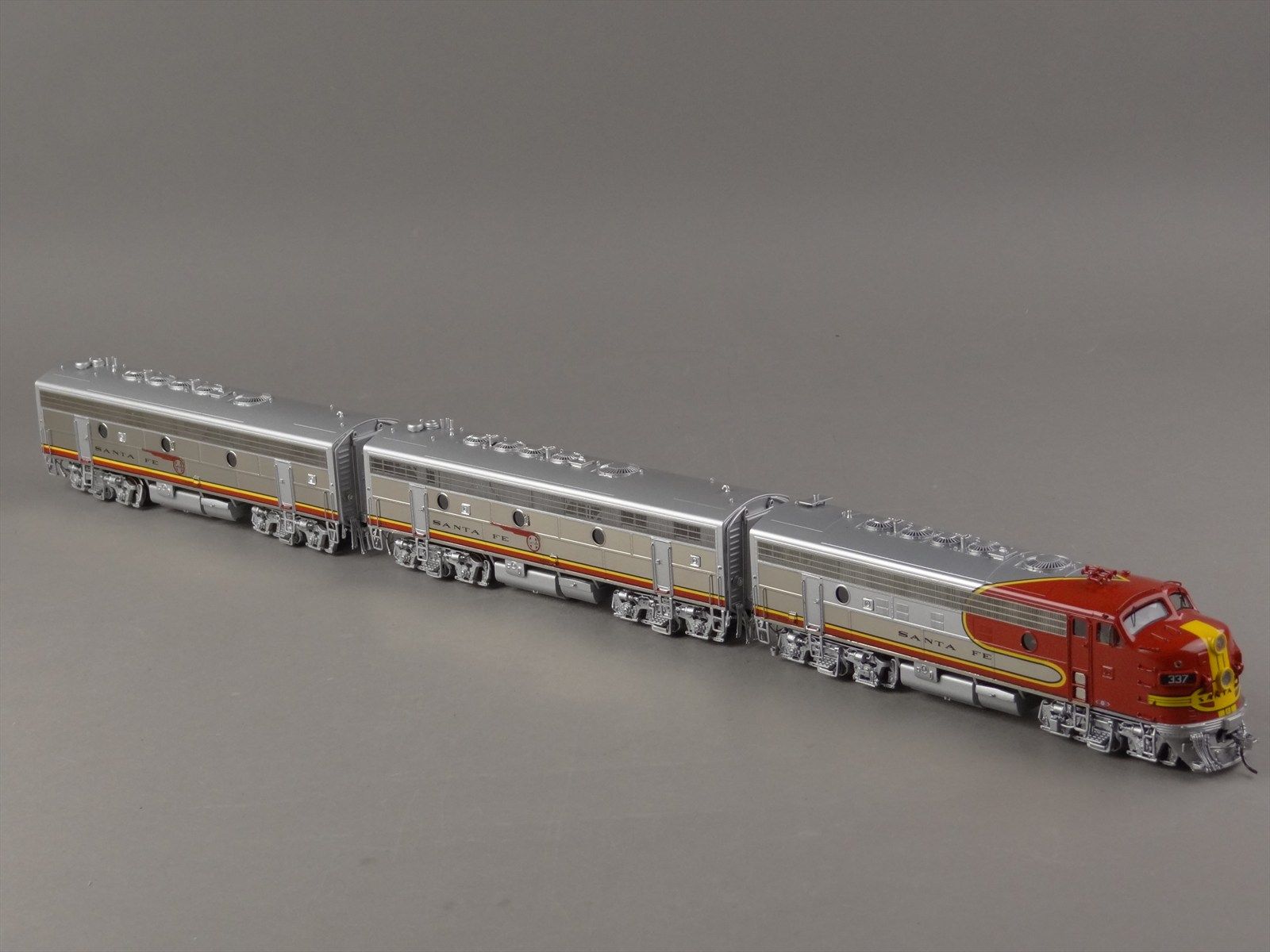 HO OMI 6490.1 ATSF Santa Fe F7 F7A F7B A-B-B Diesel Set #1 + DCC