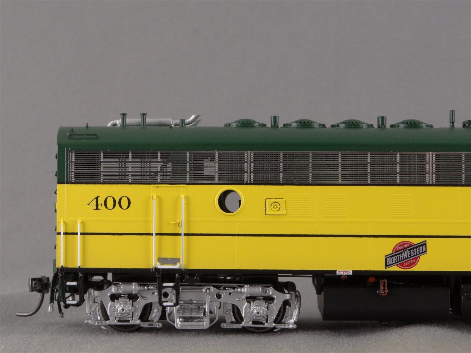 HO Brass OMI C&NW F7a Business Train Locomotive - BRAND NEW