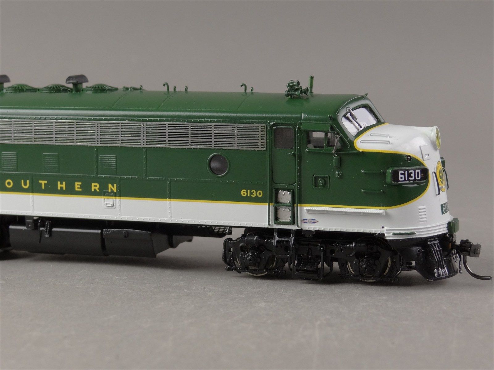 HO Brass OMI 5825 SRR Southern FP7 Diesel #6130 - Custom + DCC