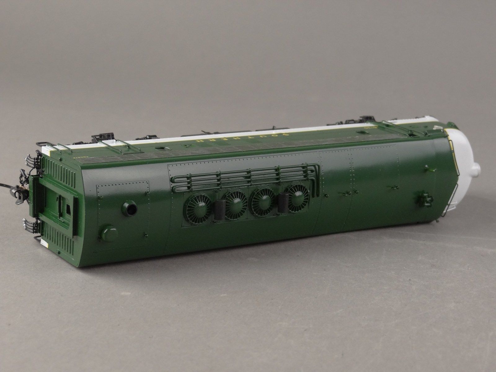 HO Brass OMI 5825 SRR Southern FP7 Diesel #6130 - Custom + DCC