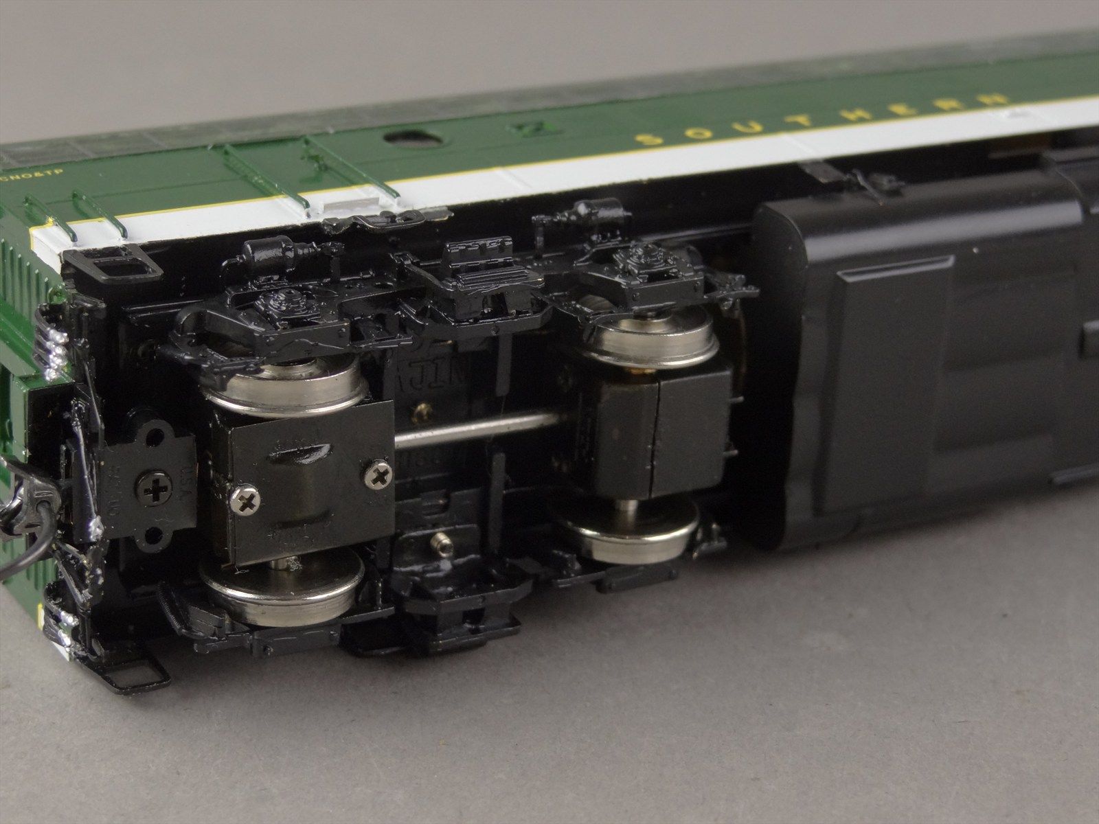 HO Brass OMI 5825 SRR Southern FP7 Diesel #6130 - Custom + DCC