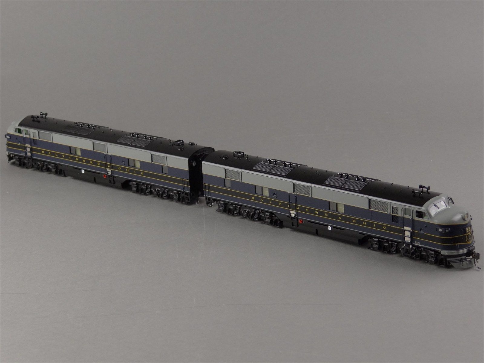 HO CIL B&O Balitimore & Ohio EMD E7A & E7A Set - LATE Run w/ DCC