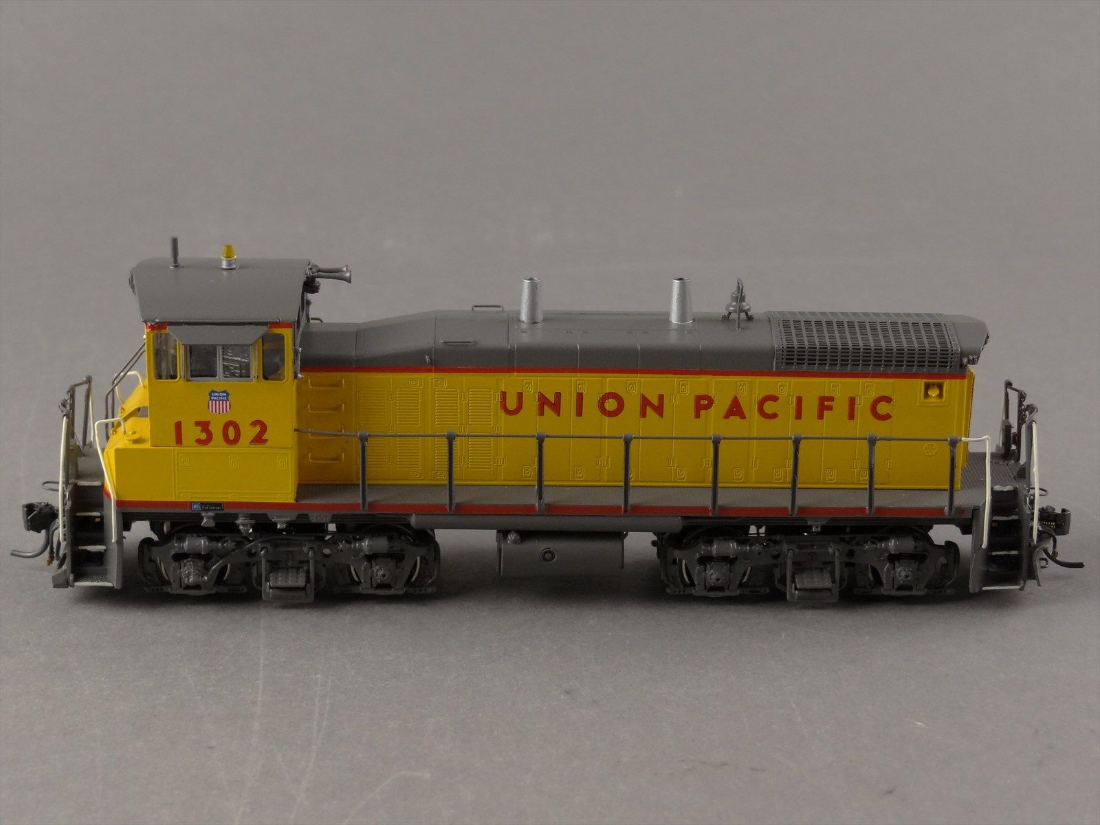 HO Brass OMI UP Union Pacific EMD MP15 Diesel #1302 - Custom + DCC