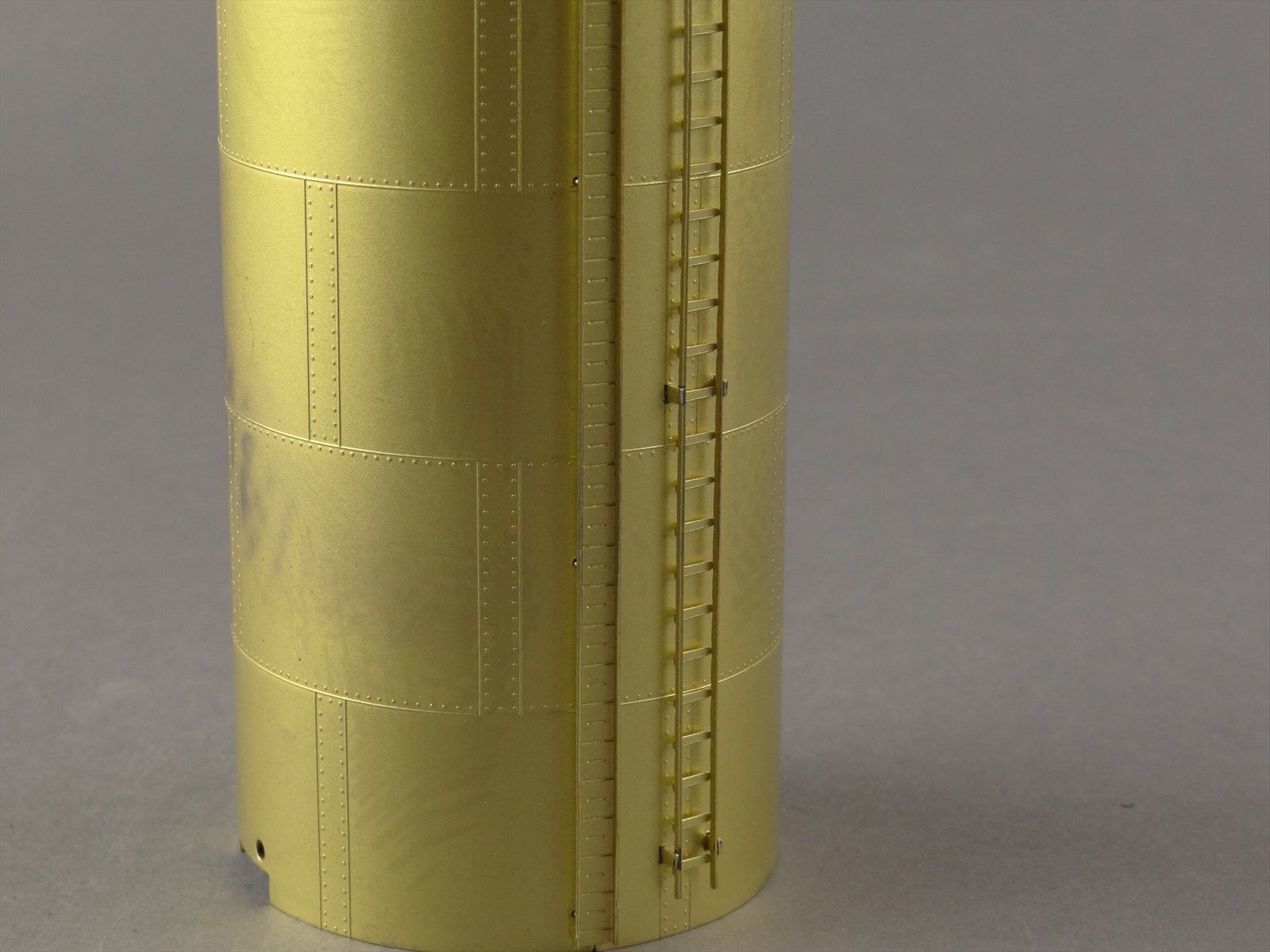 HO Scale Pecos River Brass 2903 Vertical Water Tank Flat Roof Unpainted