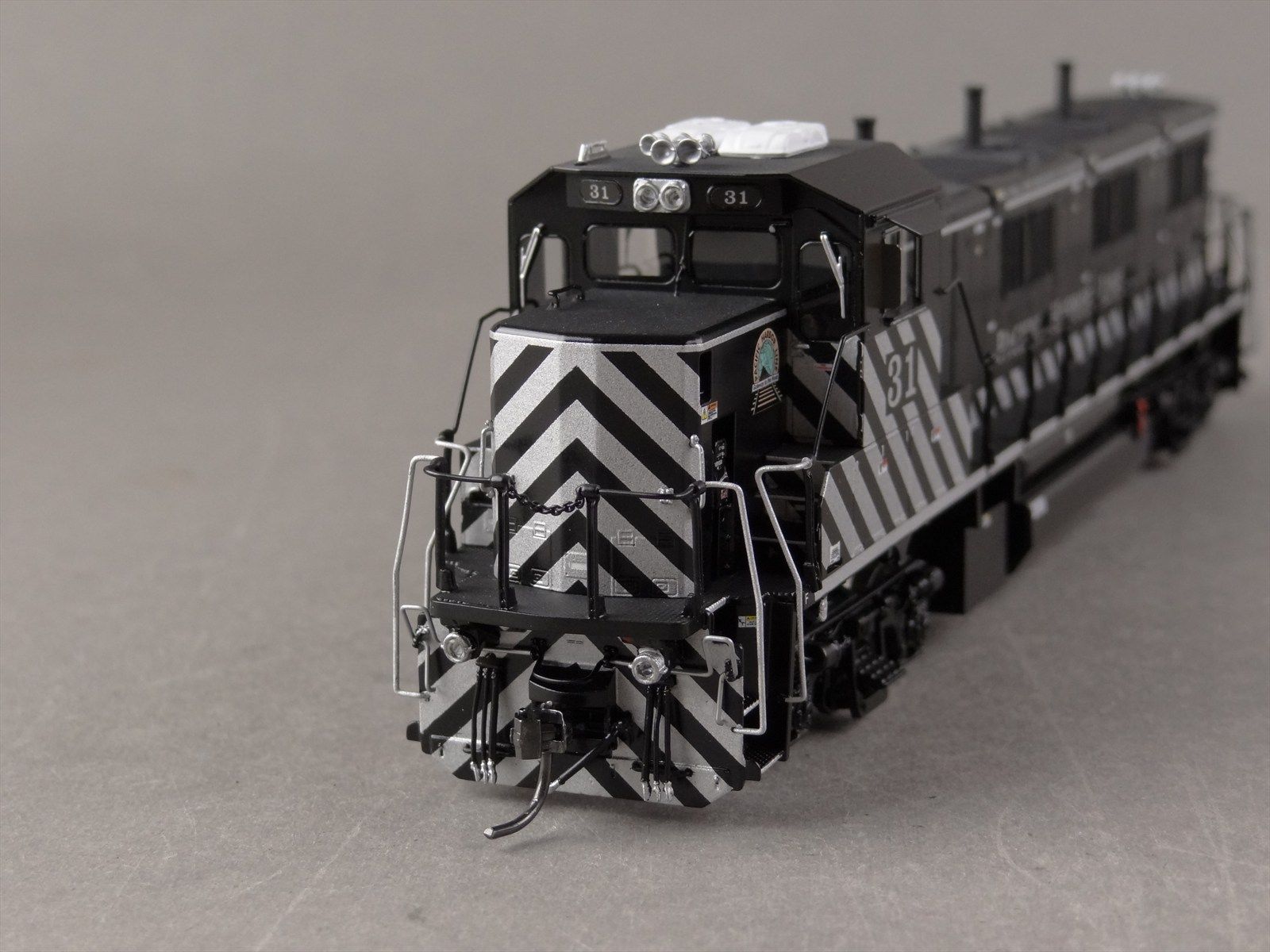 HO OMI AA-1354-1 Pacific Harbor Line 3GS21B Genset Diesel #31