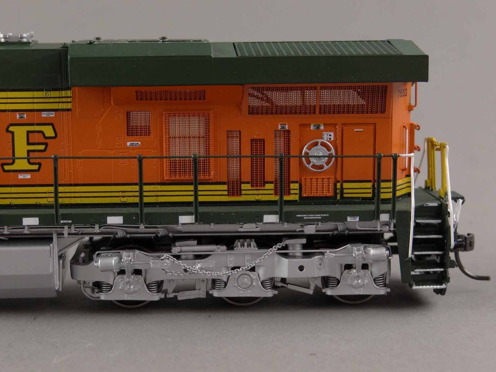 HO OMI Overland BNSF ES44DC #7653 DCC/DC Heritage II
