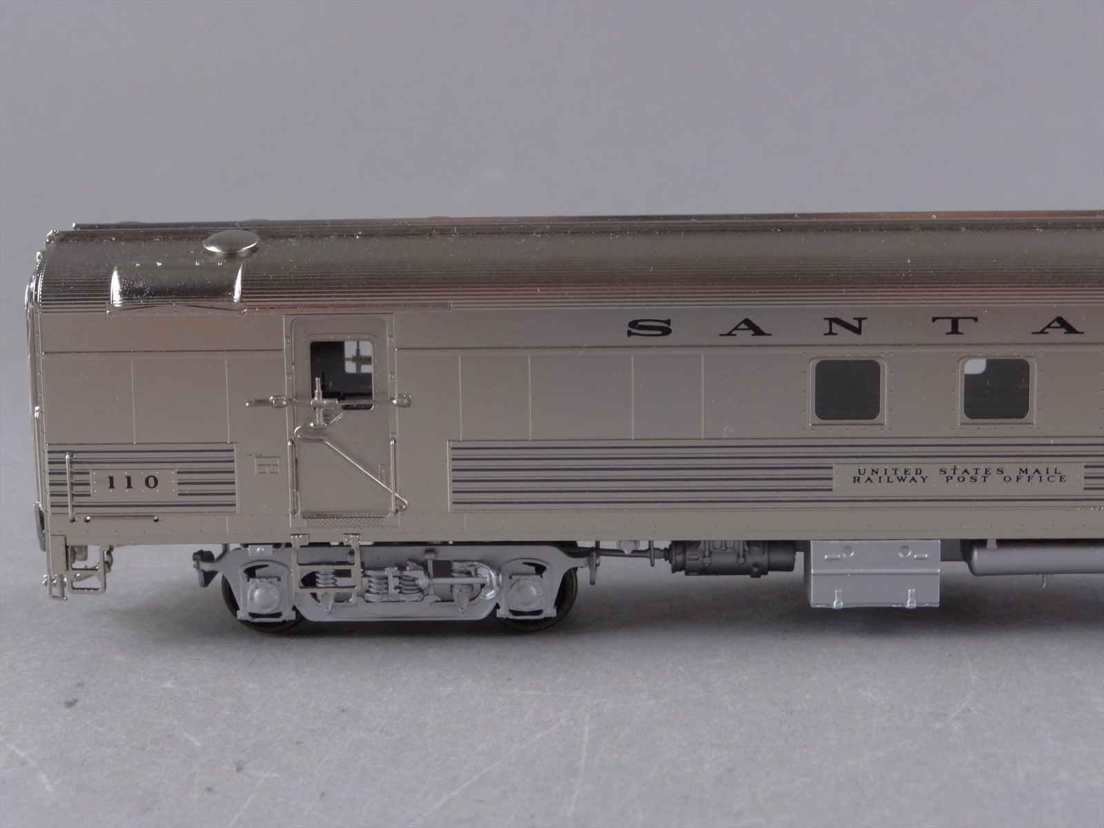 HO TCY 1203 Coach Yard ATSF Santa Fe RPO #110 w/ Interior