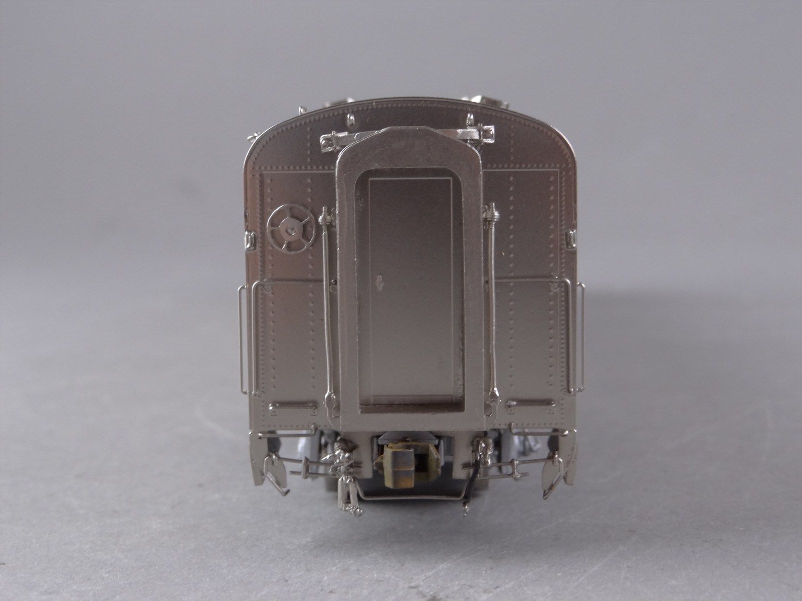 HO TCY 1240 Coach Yard ATSF Santa Fe Baggage Express #3465