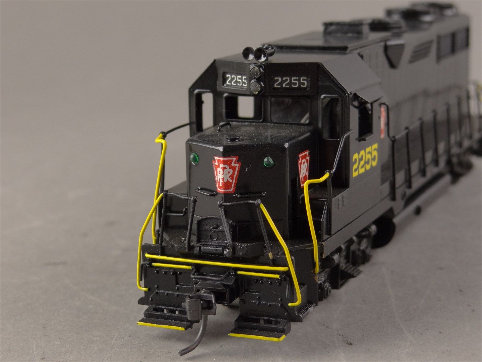 HO Brass PFM Tenshodo PRR Pennsylvania GP-35 #2255