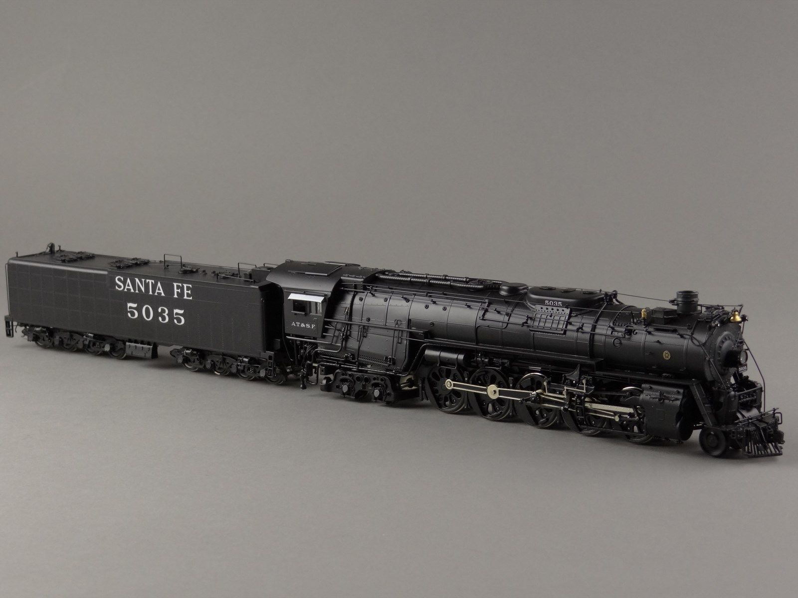 HO Hallmark Super Crown ATSF Santa Fe 2-10-4 #5035 Original