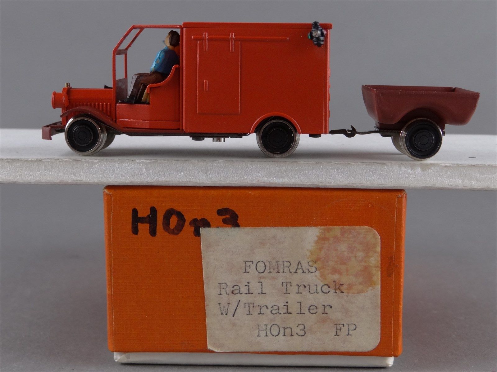 HOn3 Scale Fomras Rail Truck with Trailer