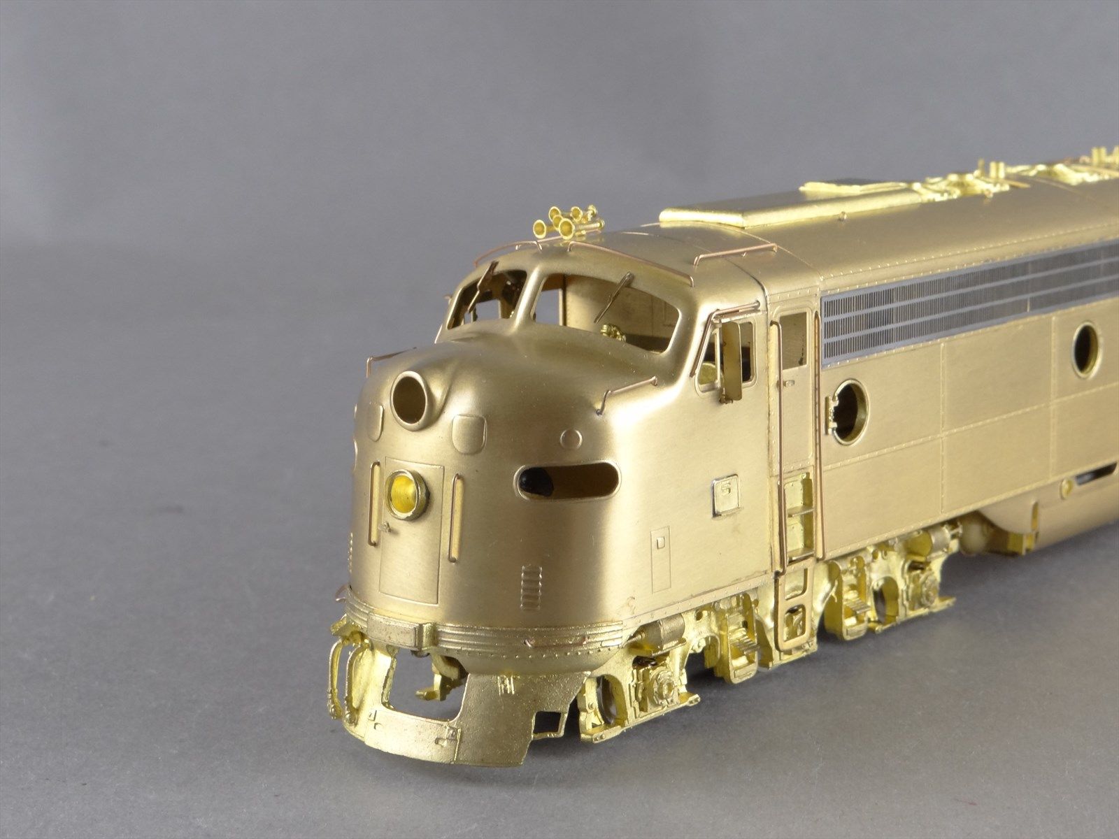 HO Brass Oriental Limited EMD E9 E9A Diesel - SP Version