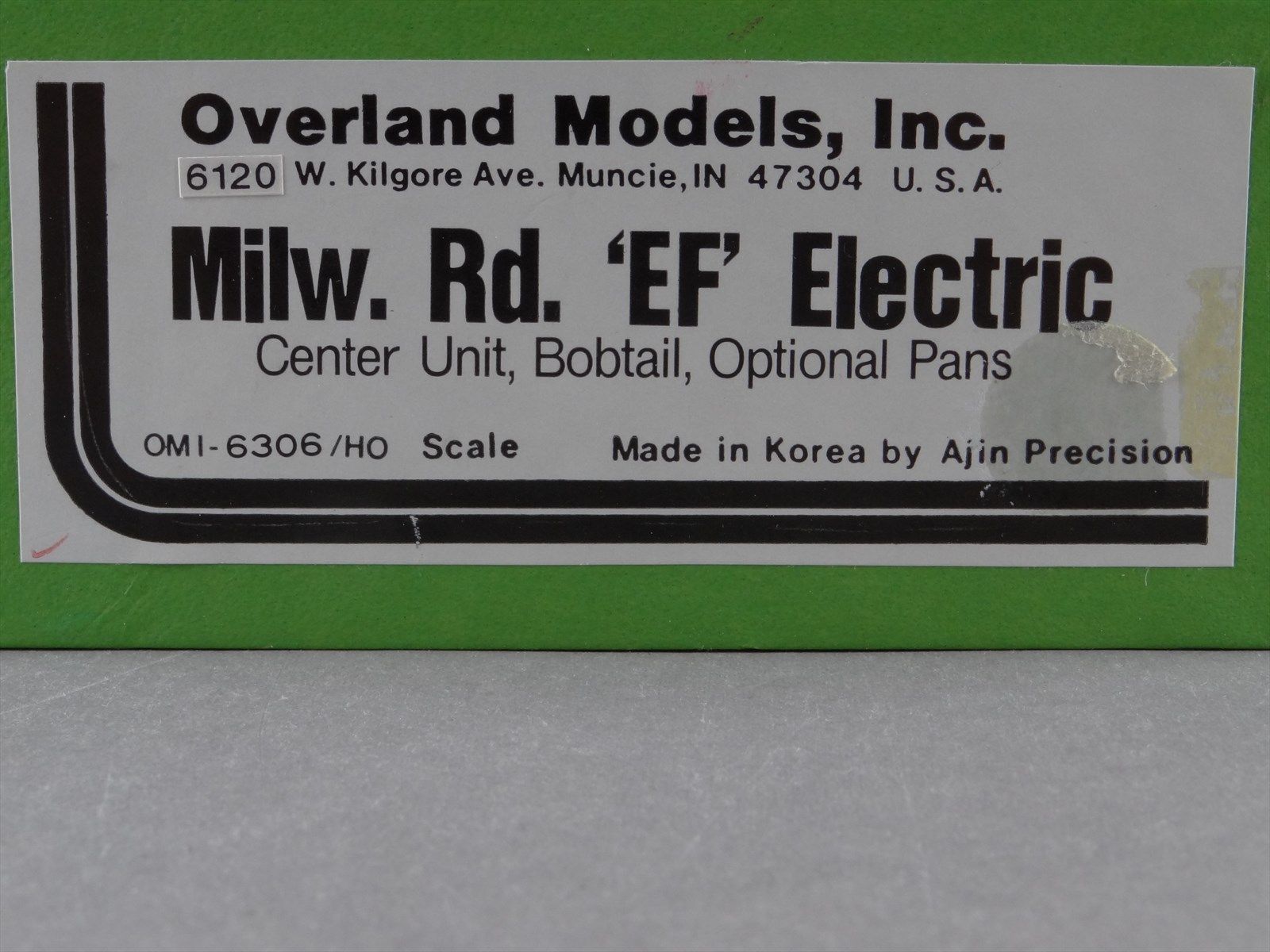 HO OMI 6306 Milwaukee EF Electric Center Unit Bobtail - Optional Pans