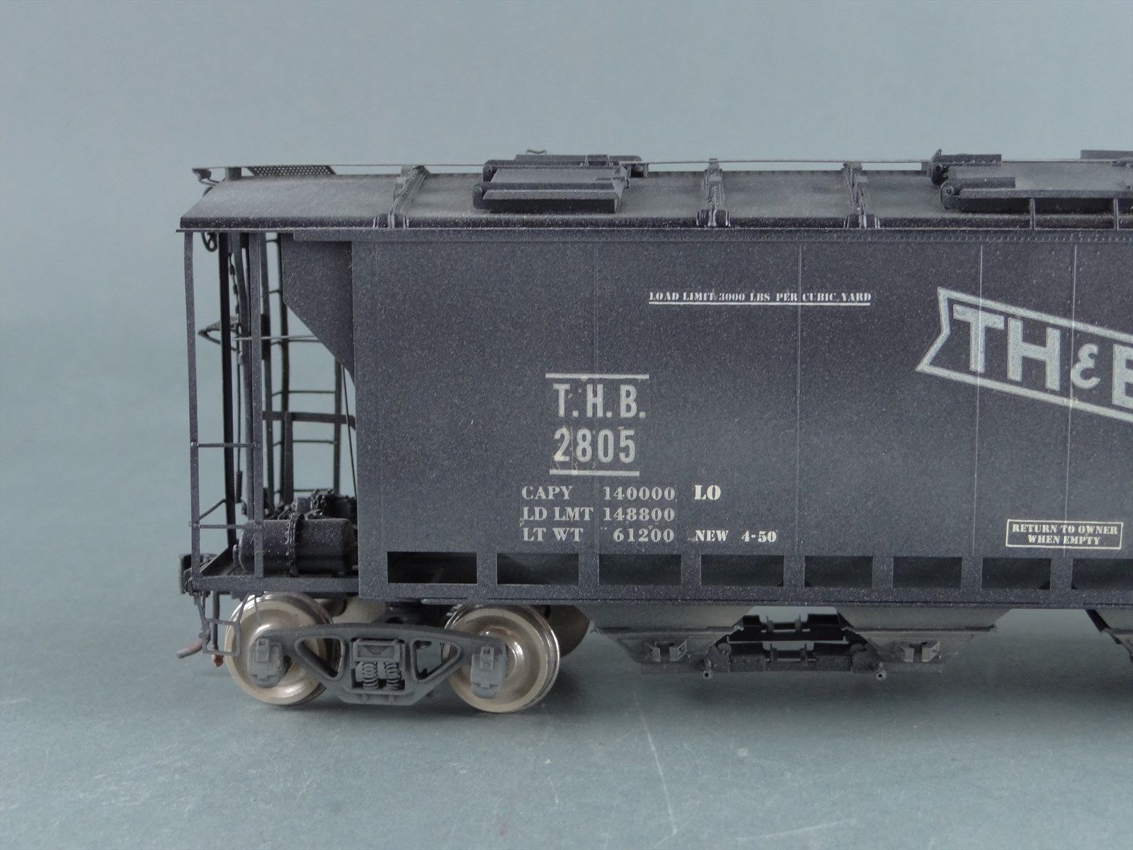 O Scale Brass OMI 0755 TH&B Slab Side Covered Hopper #2805 - Weathered