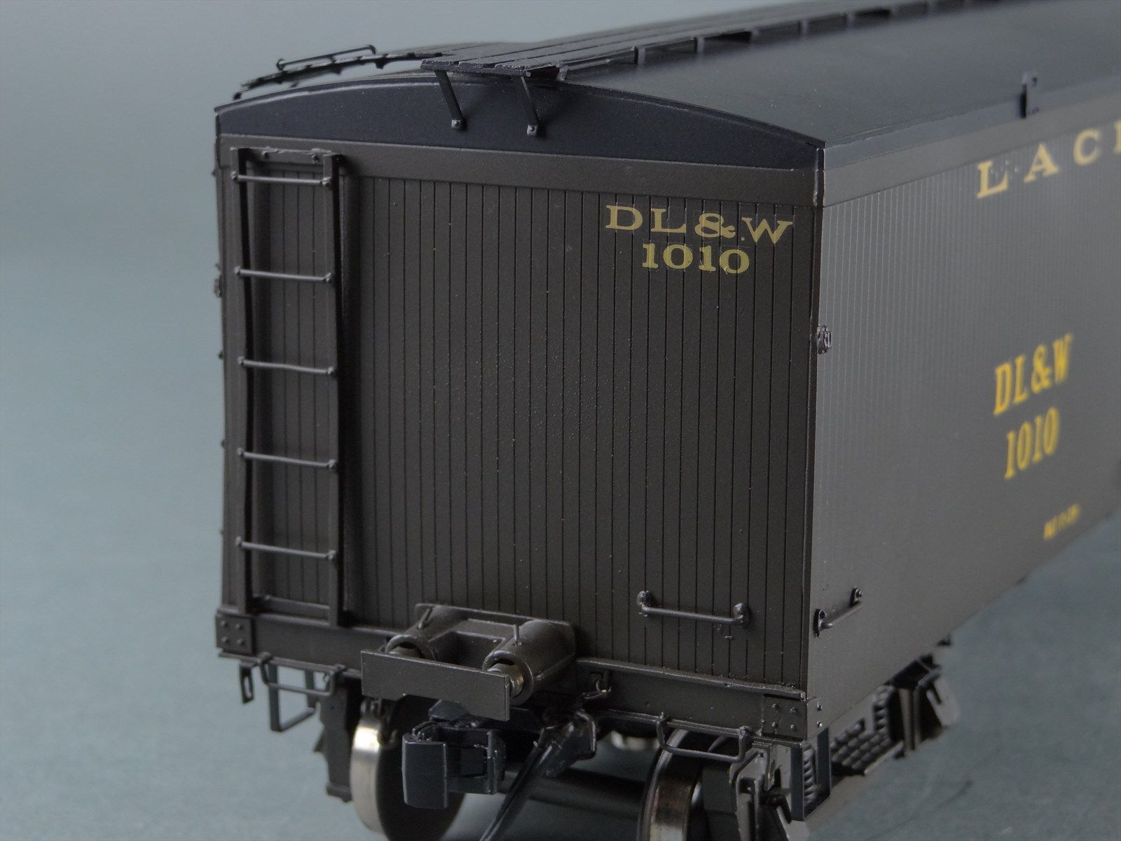 O Scale Brass OMI 0741 DL&W Lackawanna Express Milk Car #1010