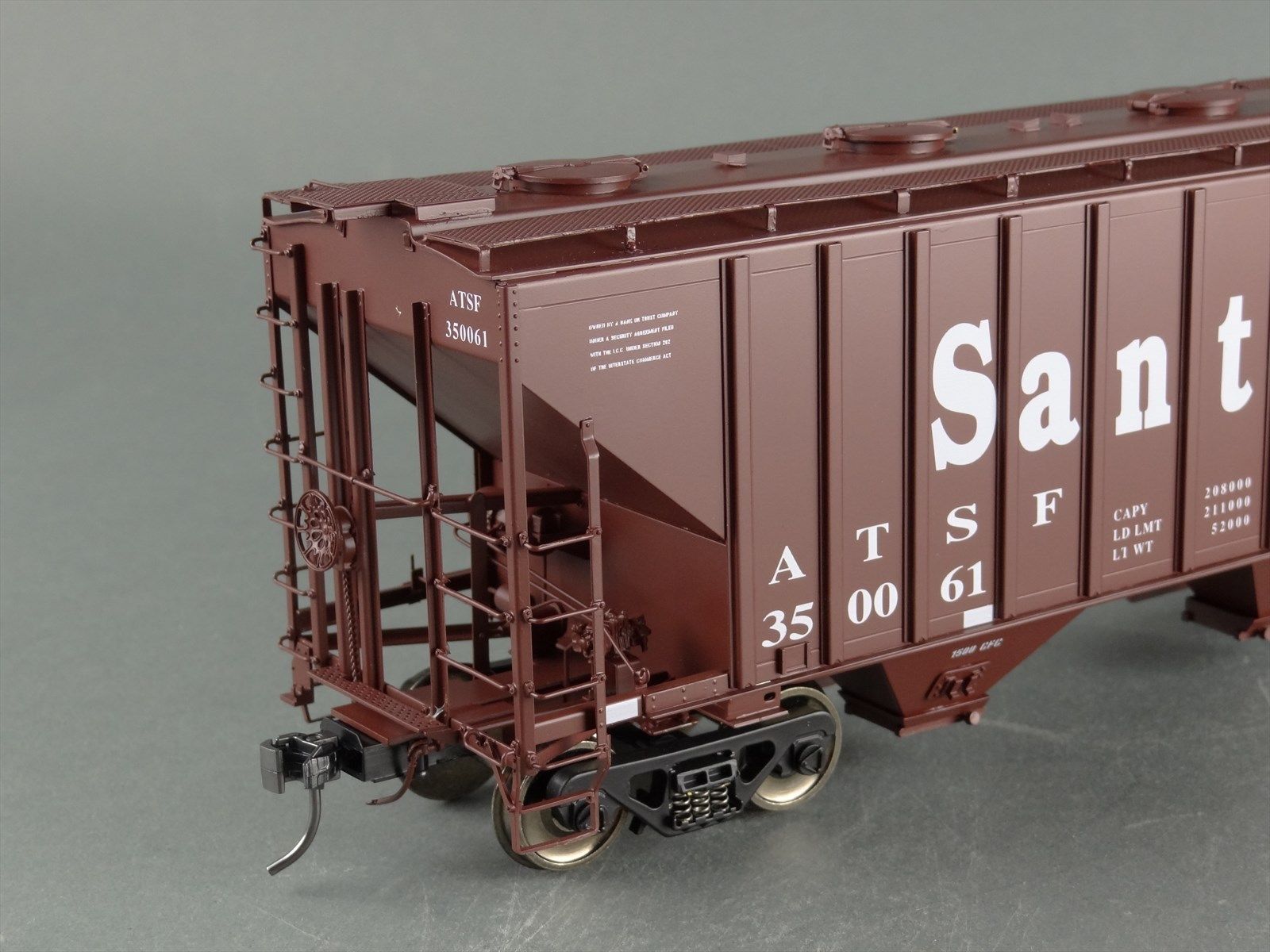 O Scale Pecos River #4634A AT&SF 100T 2-Bay Covered Hopper #350061