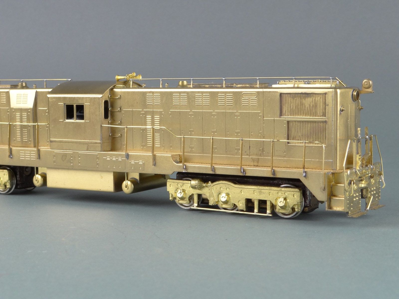 HO Custom Brass Pennsylvania PRR RT-624 Center Cab Diesel