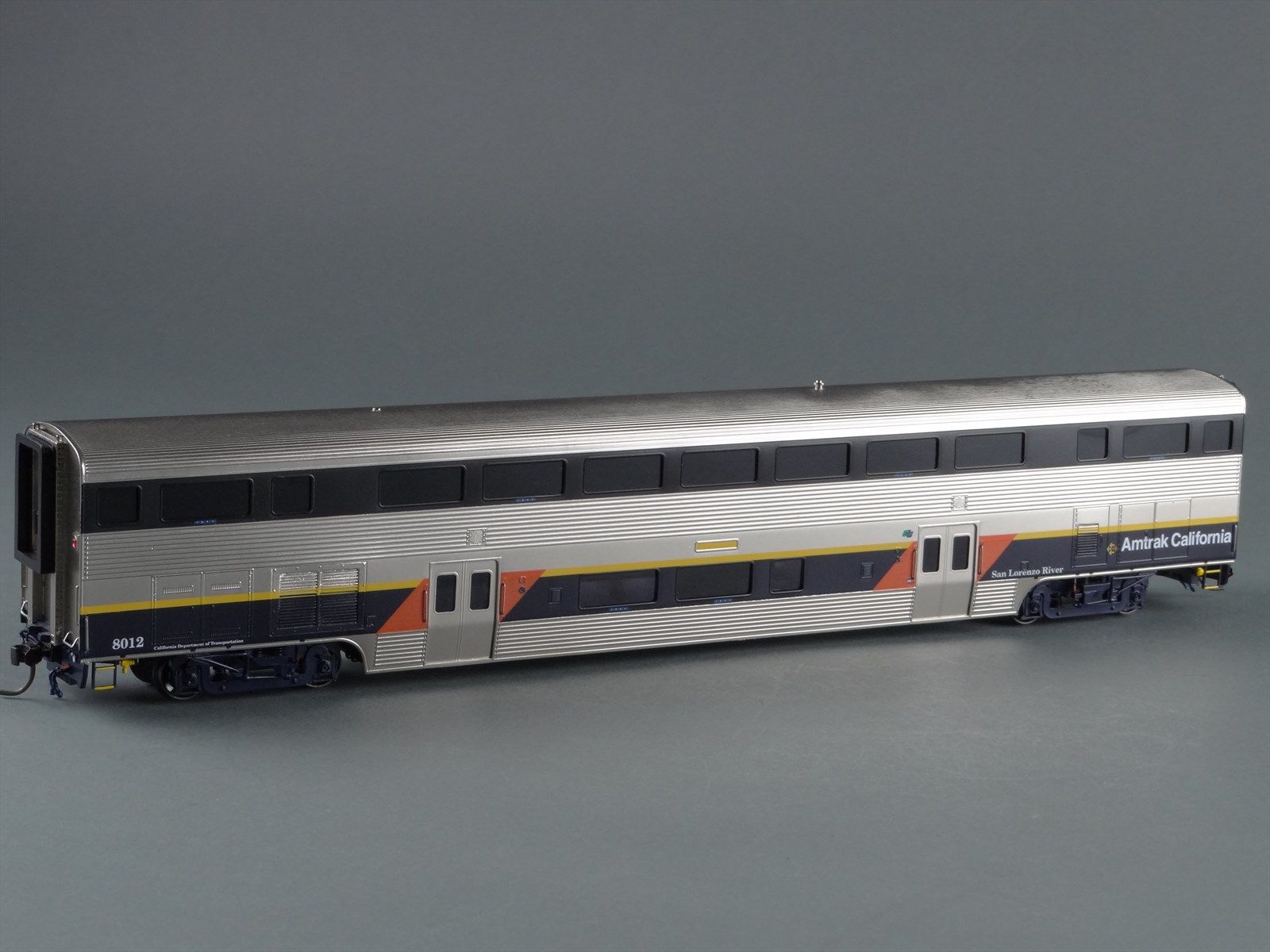 HO Brass Model Train - OMI Overland Amtrak California Coach #8012