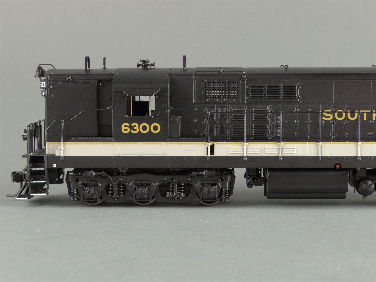 HO Brass Model Train - DP Division Point Southern FM H-24-66 ...
