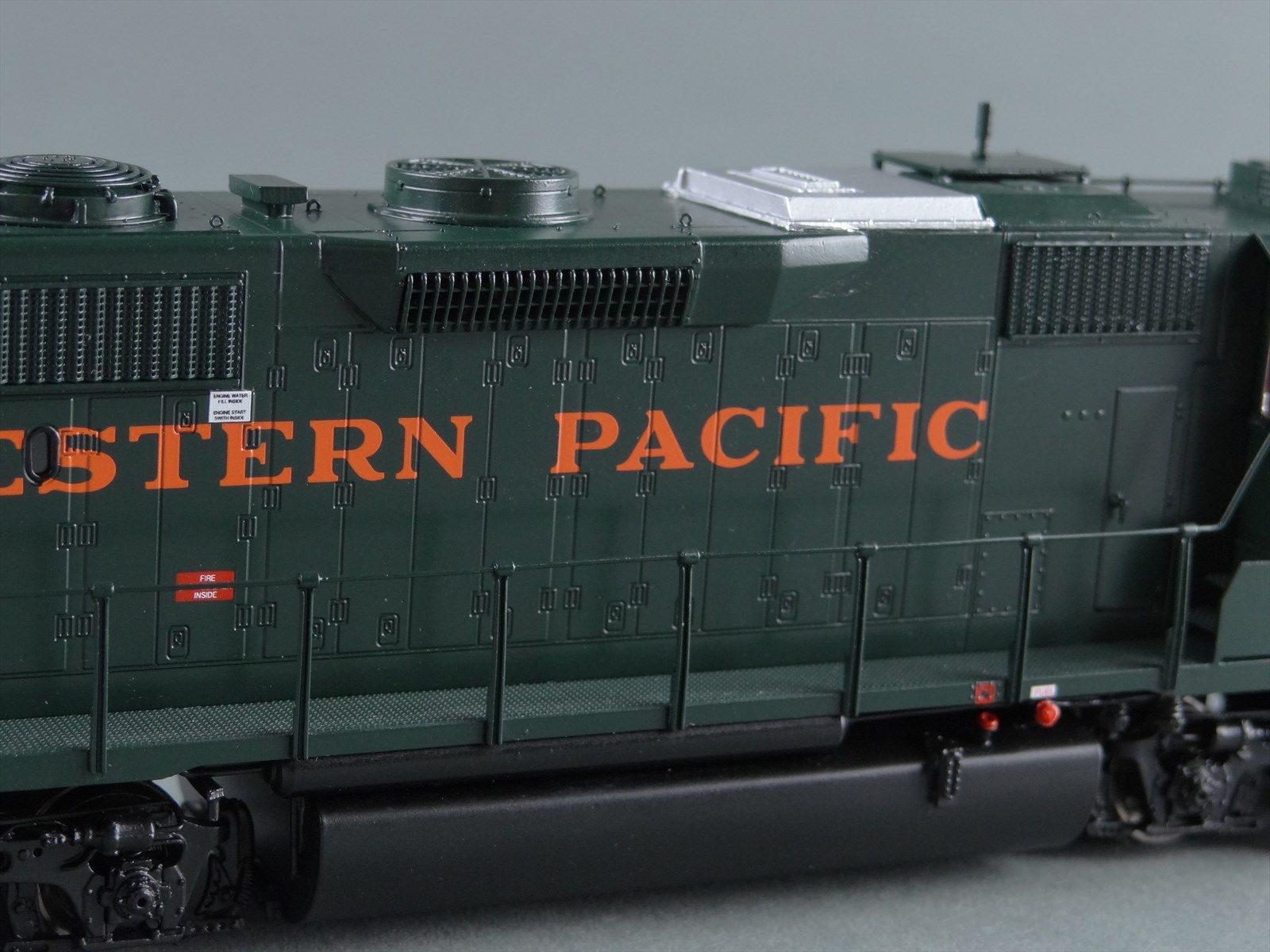 HO Brass Model Train - OMI Overland Ajin WP Western Pacific EMD GP40-2 ...