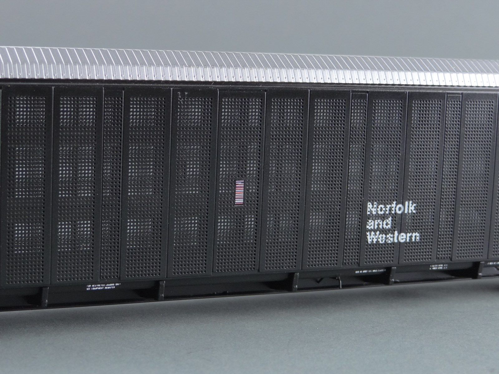 HO Brass Model Train - OMI 3250.1 Safe-T-Pack Tri-Level Auto Rack - N&W ...